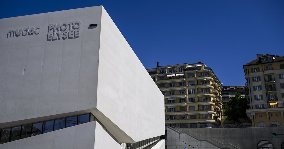 Maya Rochat dévoile une installation sur l'eau à Photo Elysée | Rhône FM