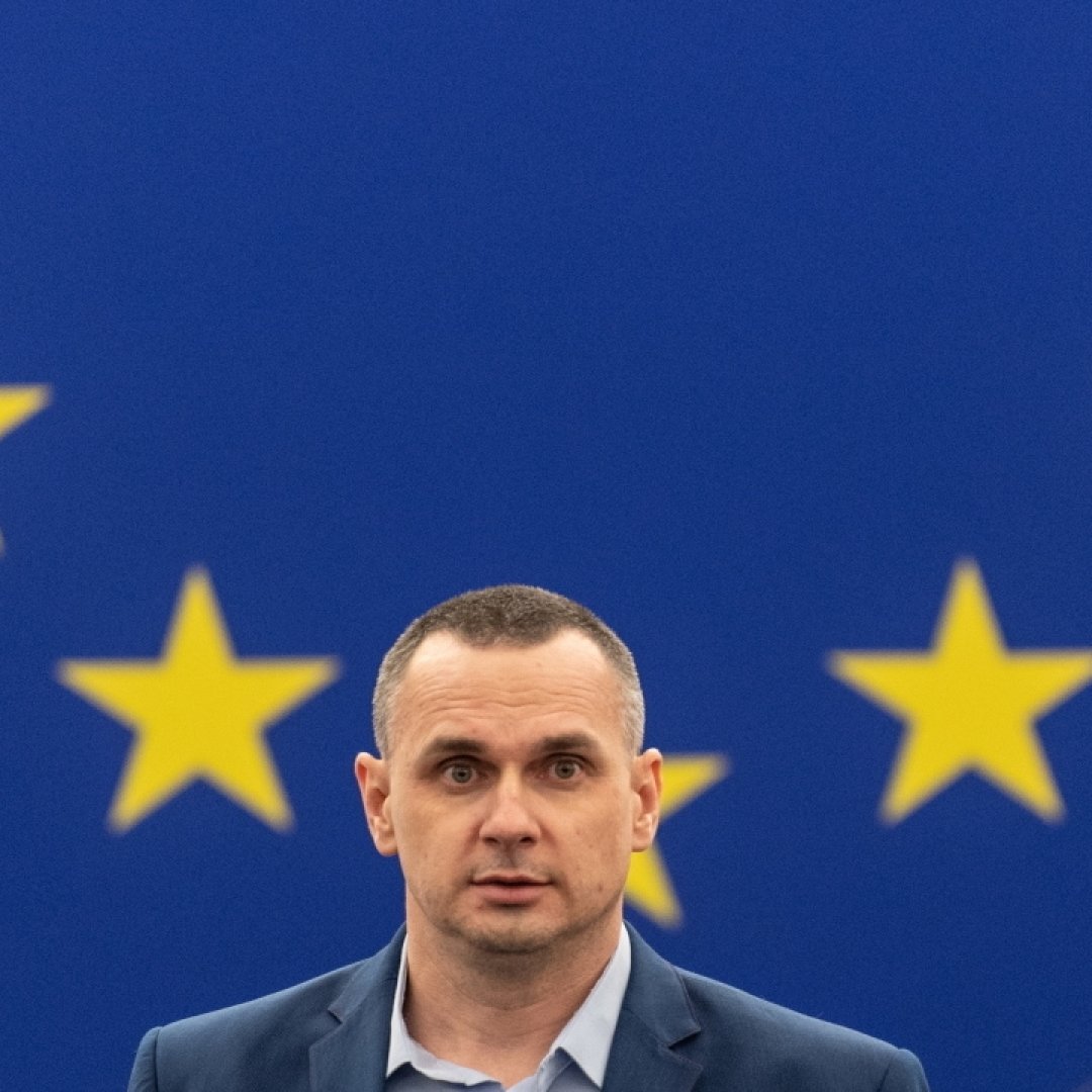 Le cinéaste ukrainien Oleg Sentsov blessé au combat | Rhône FM